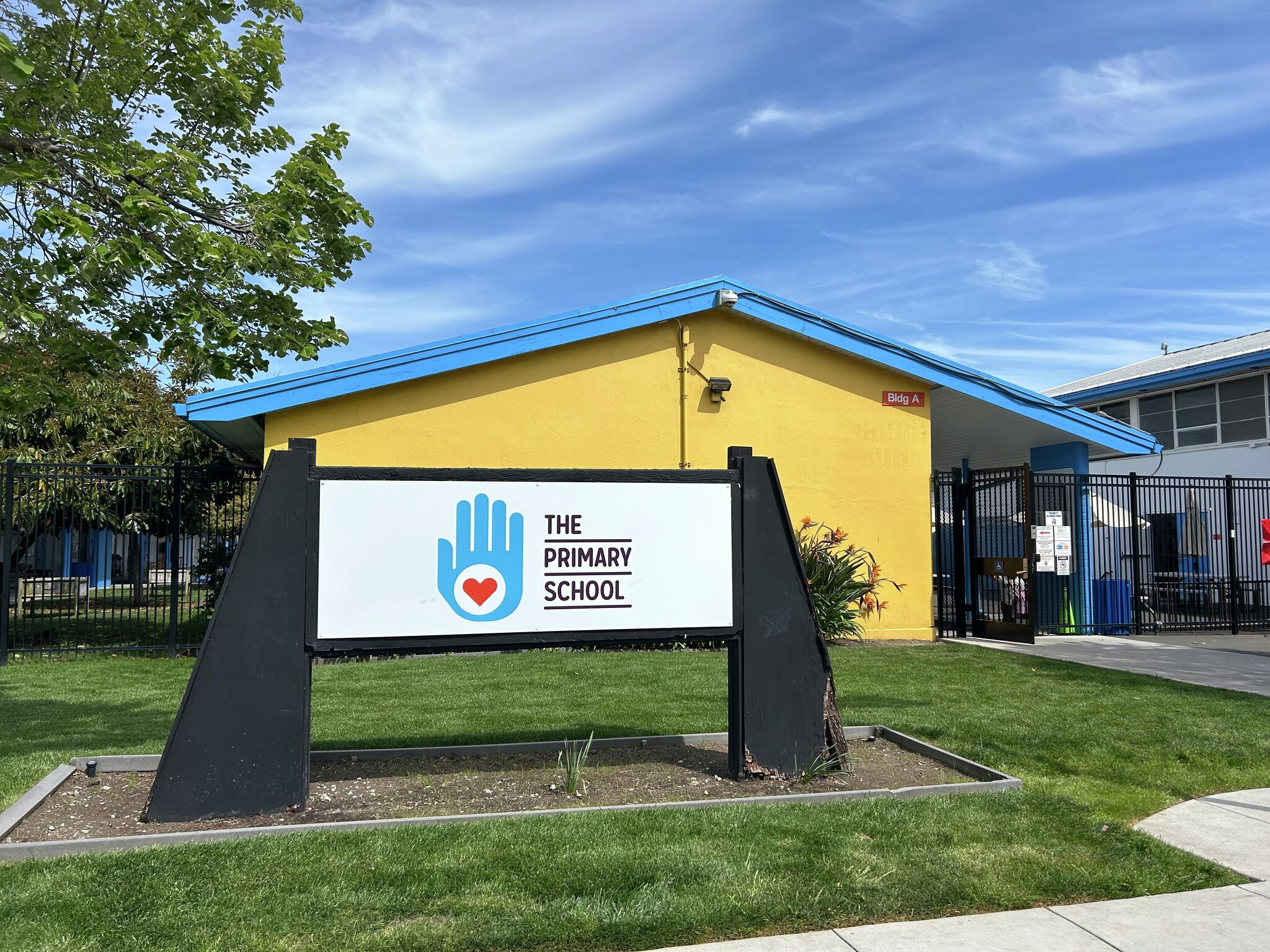 Zuckerberg-funded school closure leaves Bay Area families in the lurch