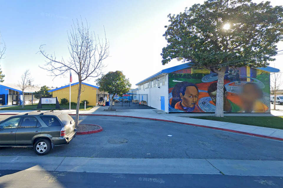 2 free Bay Area private schools backed by Mark Zuckerberg to close