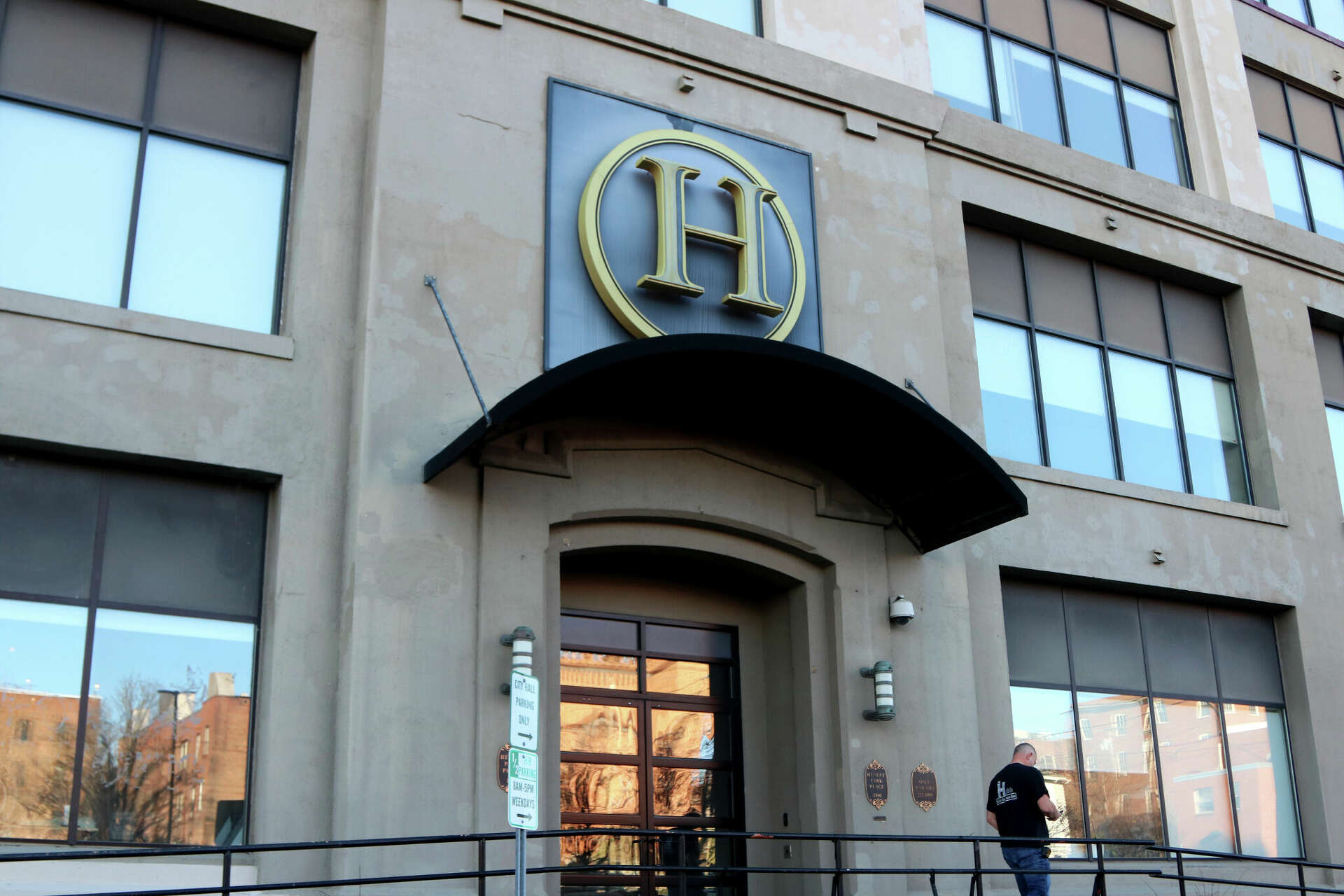 Troy names third comptroller in less than a year