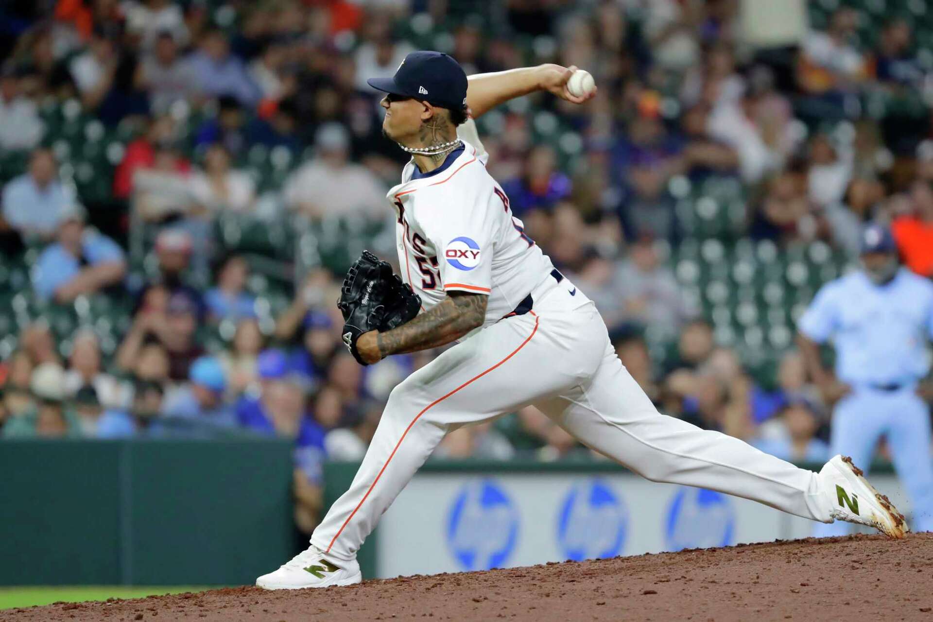 Houston Astros sweep Toronto Blue Jays for first 3-game streak