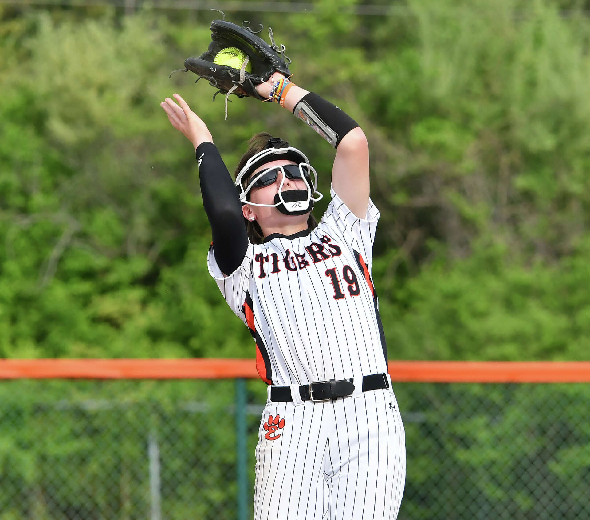 Edwardsville softball rallies twice to defeat Calhoun