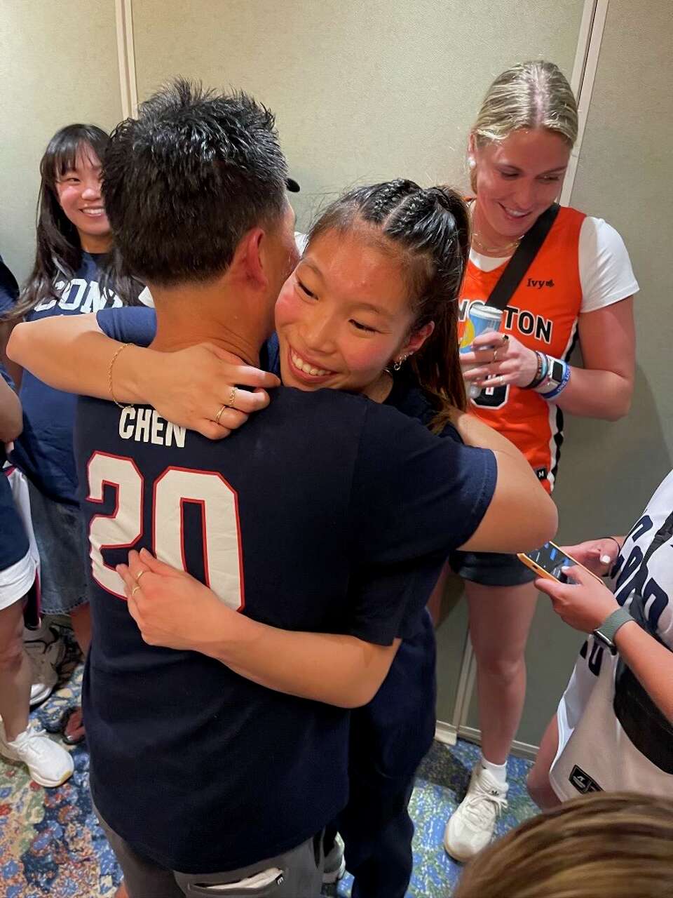 How Kaitlyn Chen's season with UConn prepared her for WNBA