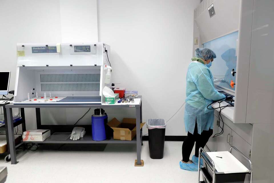Why this Texas lab is so skilled at solving Bay Area cold cases