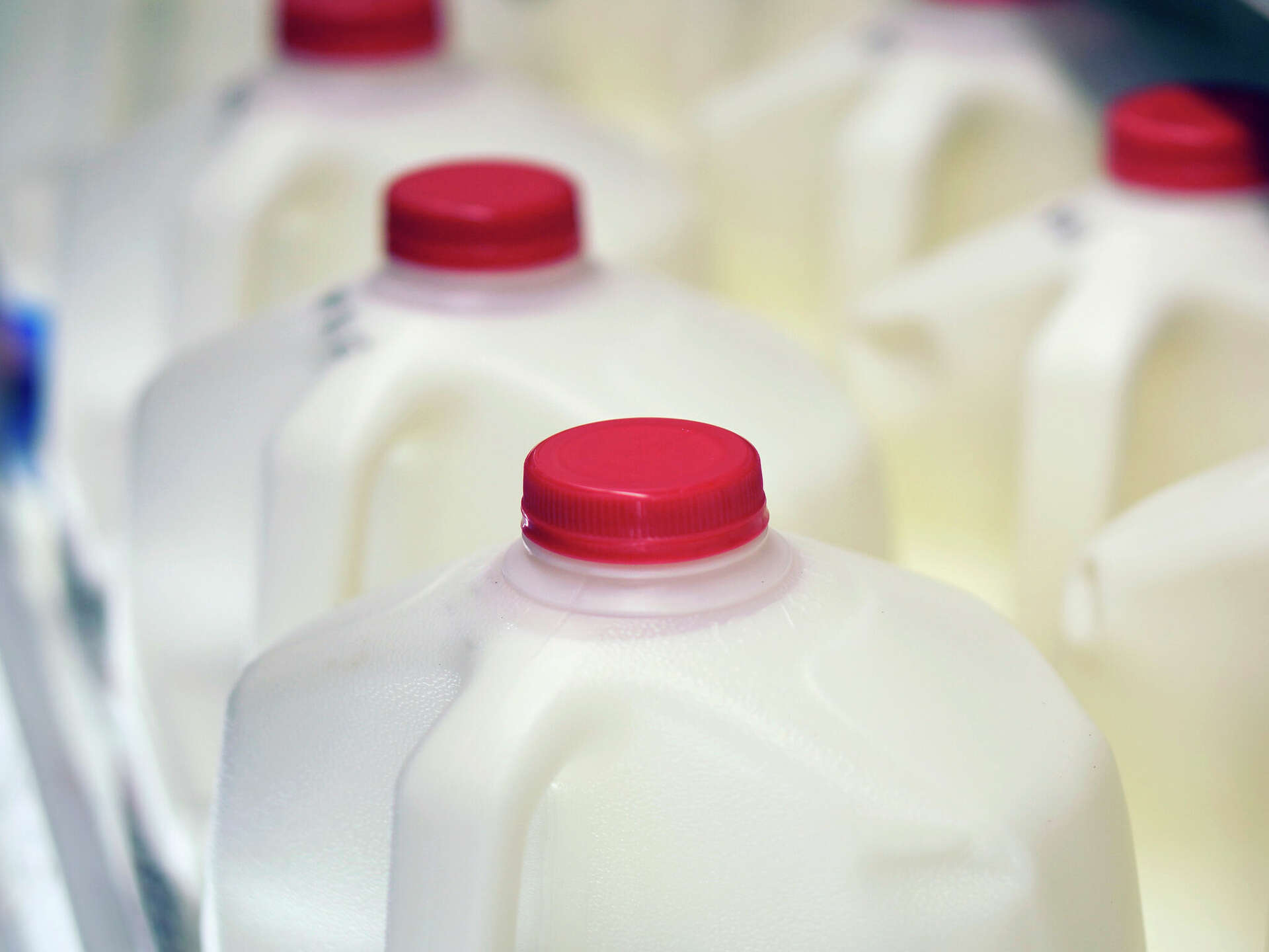 Texas Dairymen: Milk remains safe despite FDA testing halt