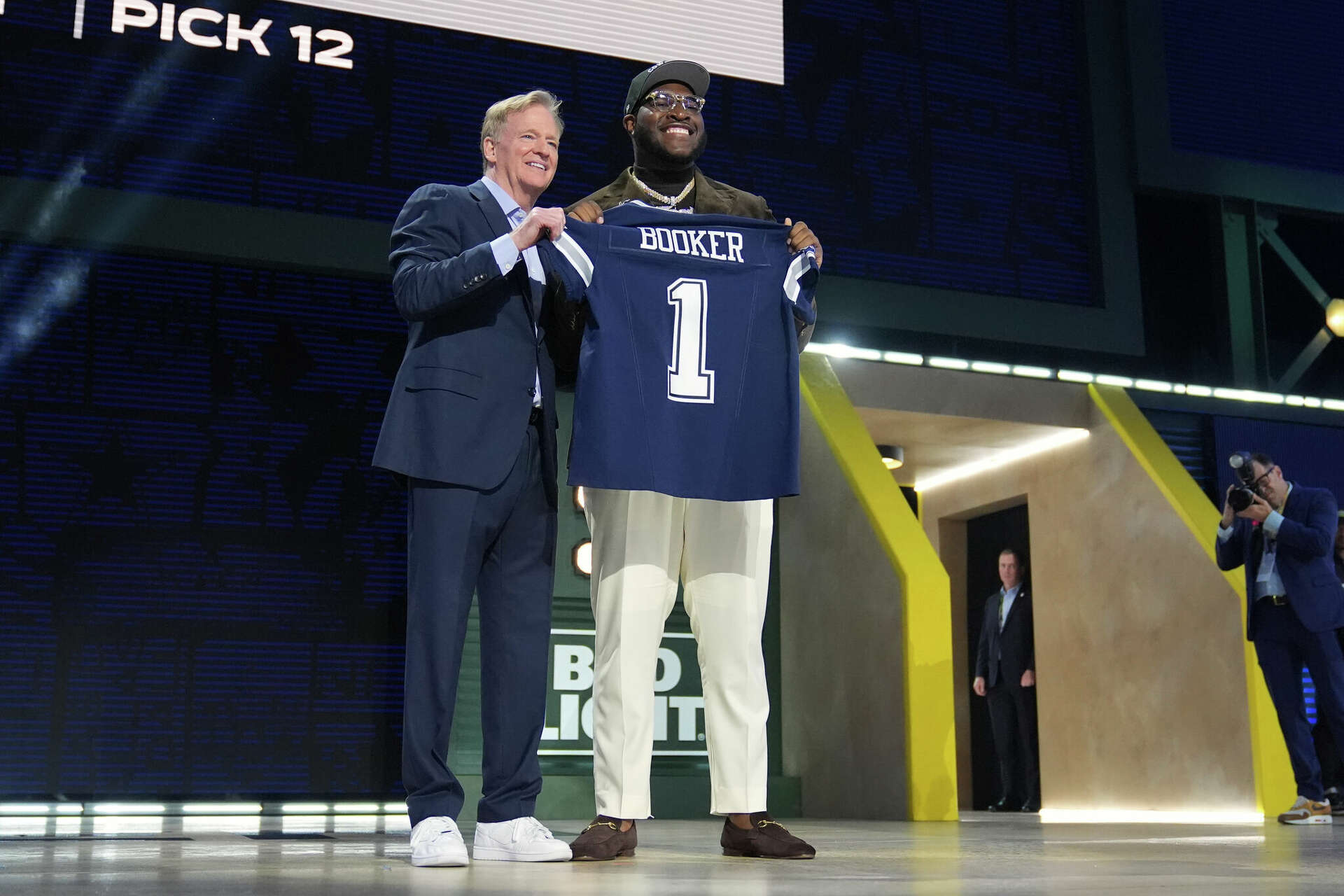 CT native Tyler Booker is 12th pick in 1st round of NFL Draft