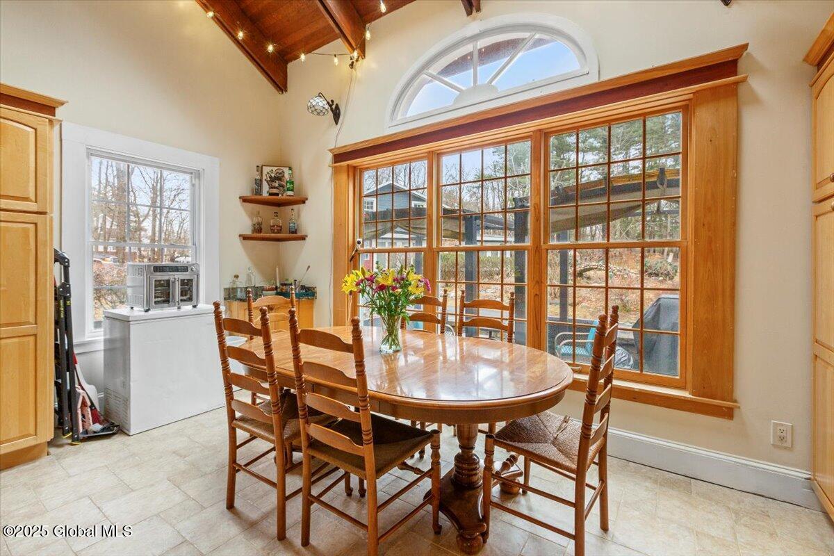 Jon Romano, convicted in '04 school shooting, was victim in sword attack