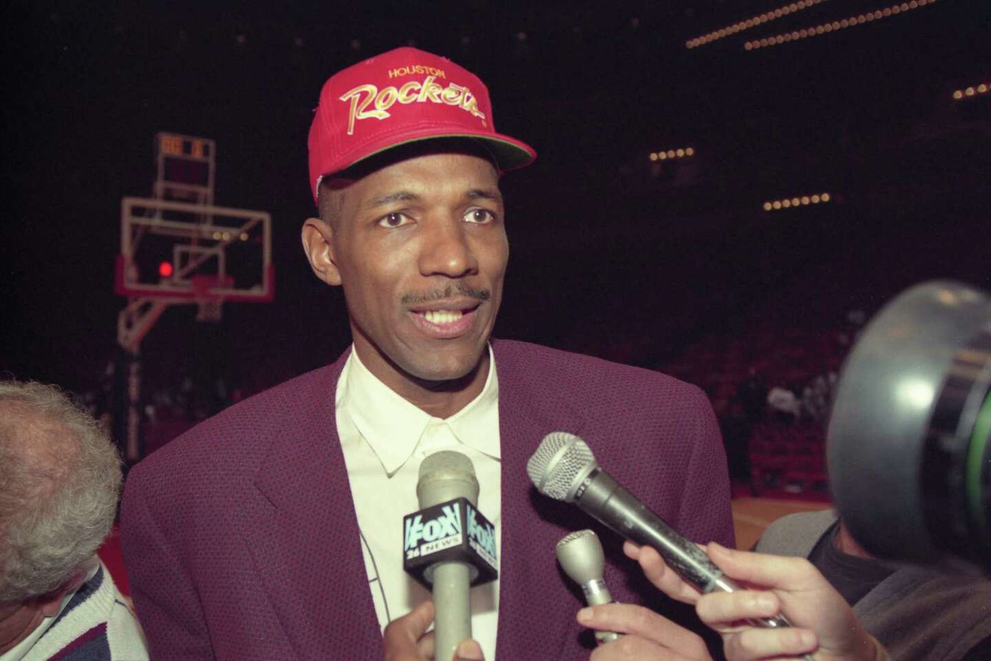 How Clyde Drexler became a Houston basketball legend at an early age
