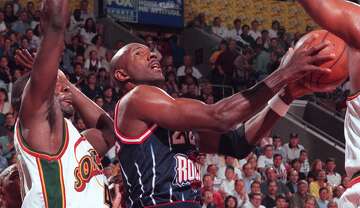 How Clyde Drexler became a Houston basketball legend at an early age