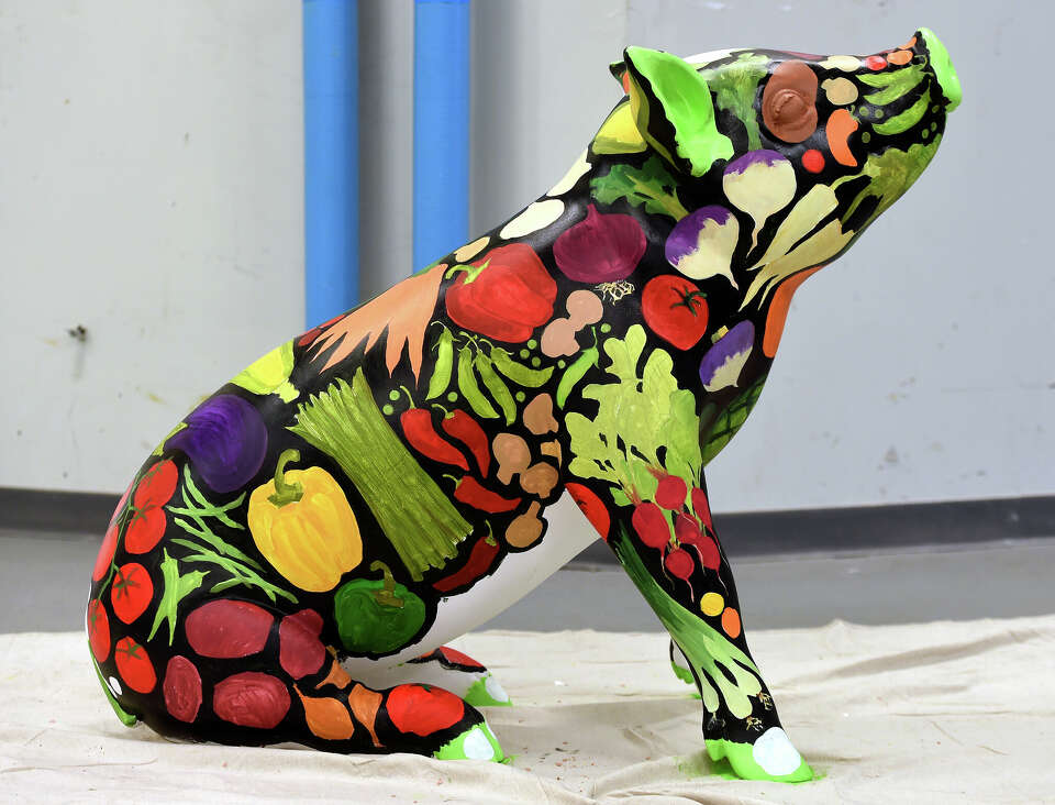 Stamford Downtown's public art series to feature pig sculptures