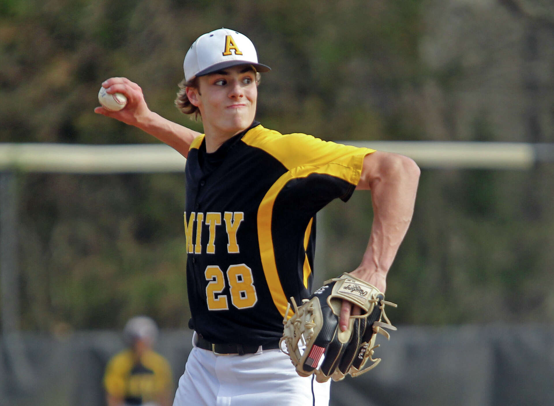 No. 2 Amity beat No. 1 Hand in SCC baseball showdown