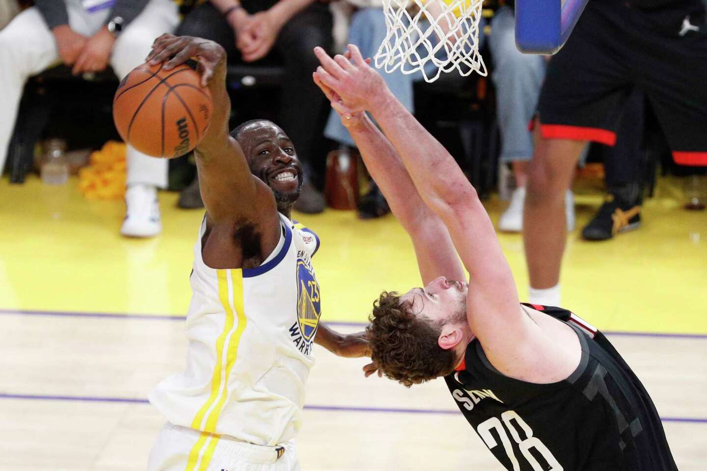 Steph Curry carries Warriors without Butler to Game 3 win over Rockets Steph Curry carries Warriors without Butler to Game 3 win over Rockets