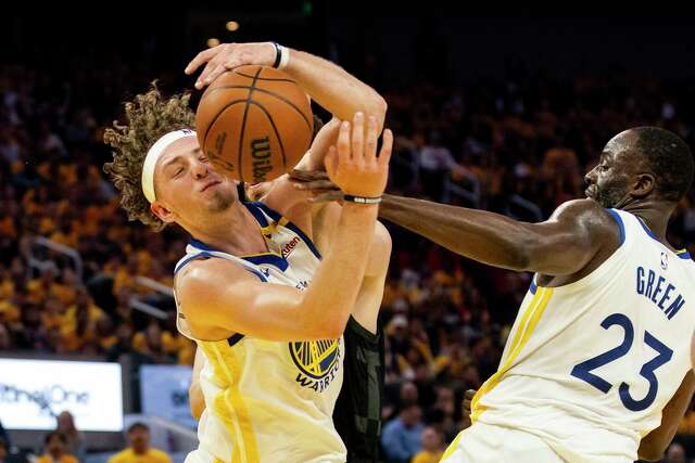 Steph Curry carries Warriors without Butler to Game 3 win over Rockets Steph Curry carries Warriors without Butler to Game 3 win over Rockets