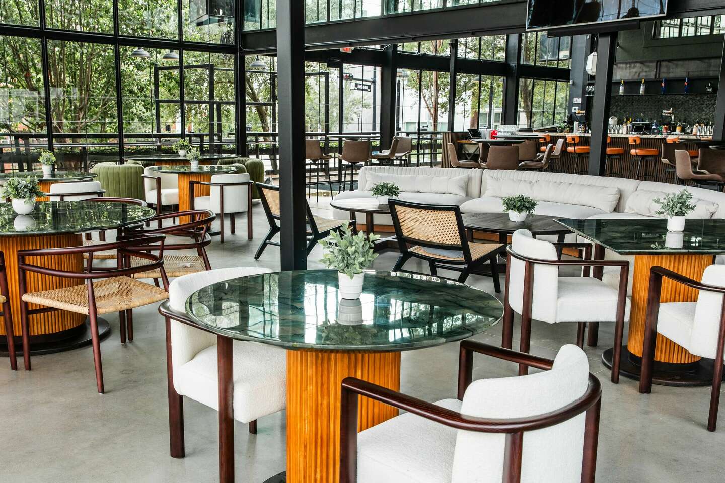 Solarium, a pickleball and padel restaurant, opens in Midtown Houston