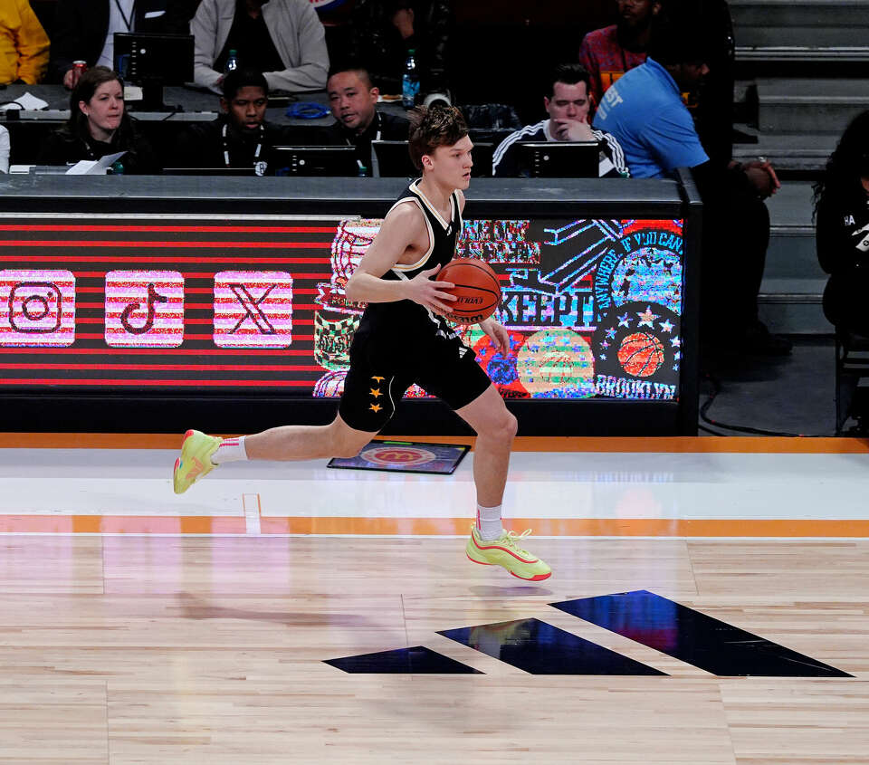 UConn commit Braylon Mullins lands high on On3's rankings