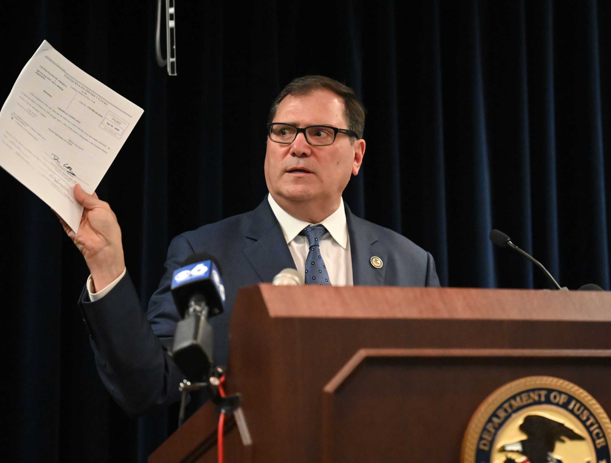 Federal judges will decide if Sarcone stays on as U.S. attorney