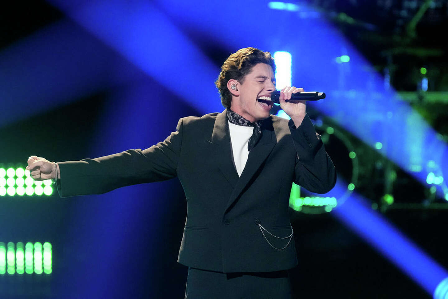 Britton Moore competes on first night of 'Voice' playoffs