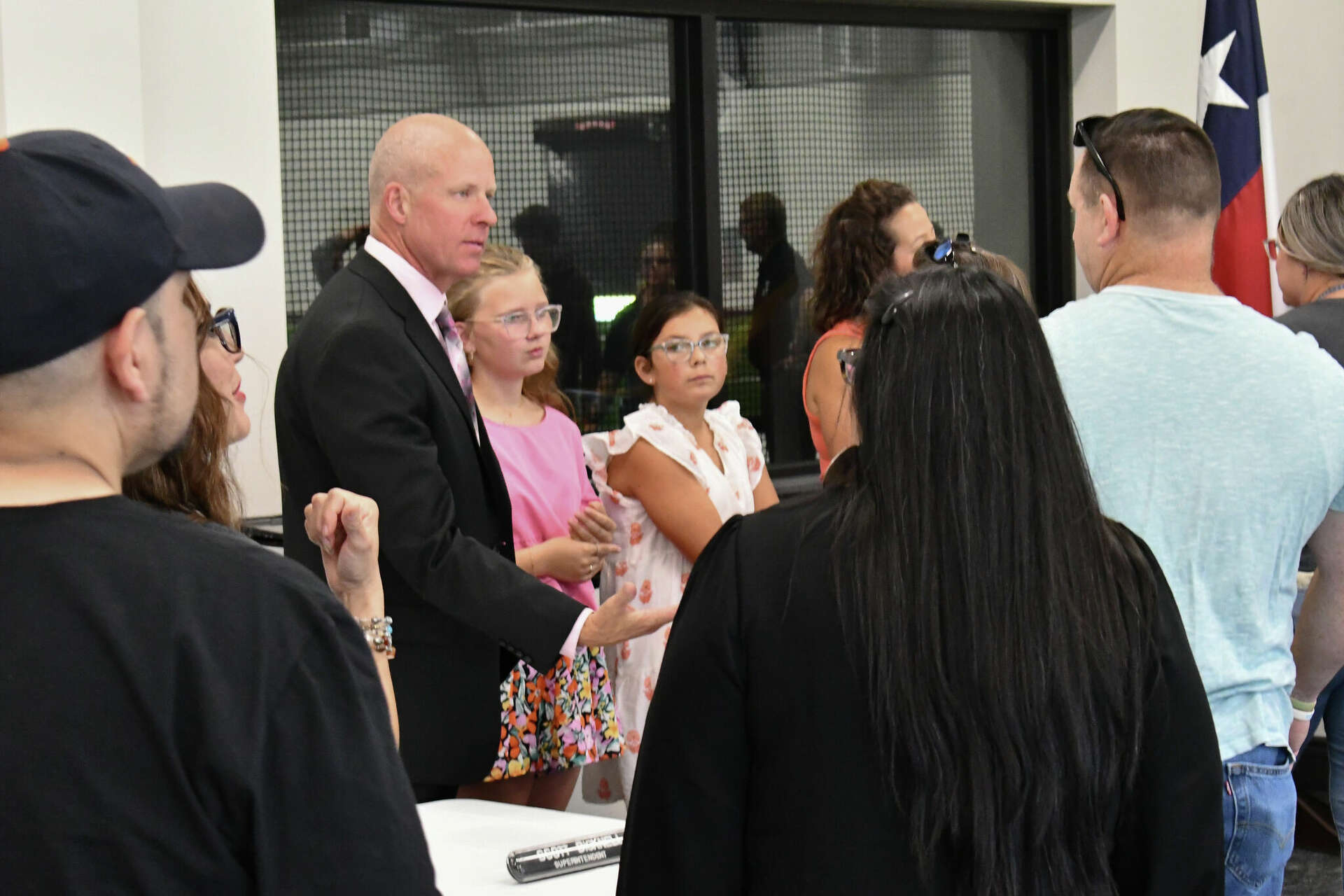 Muleshoe ISD, community welcomes Scott Bicknell as new superintendent