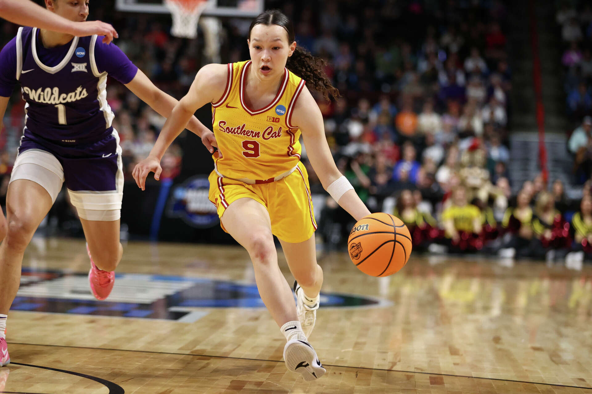 Top transfers Serah Williams, Kayleigh Heckel visiting UConn