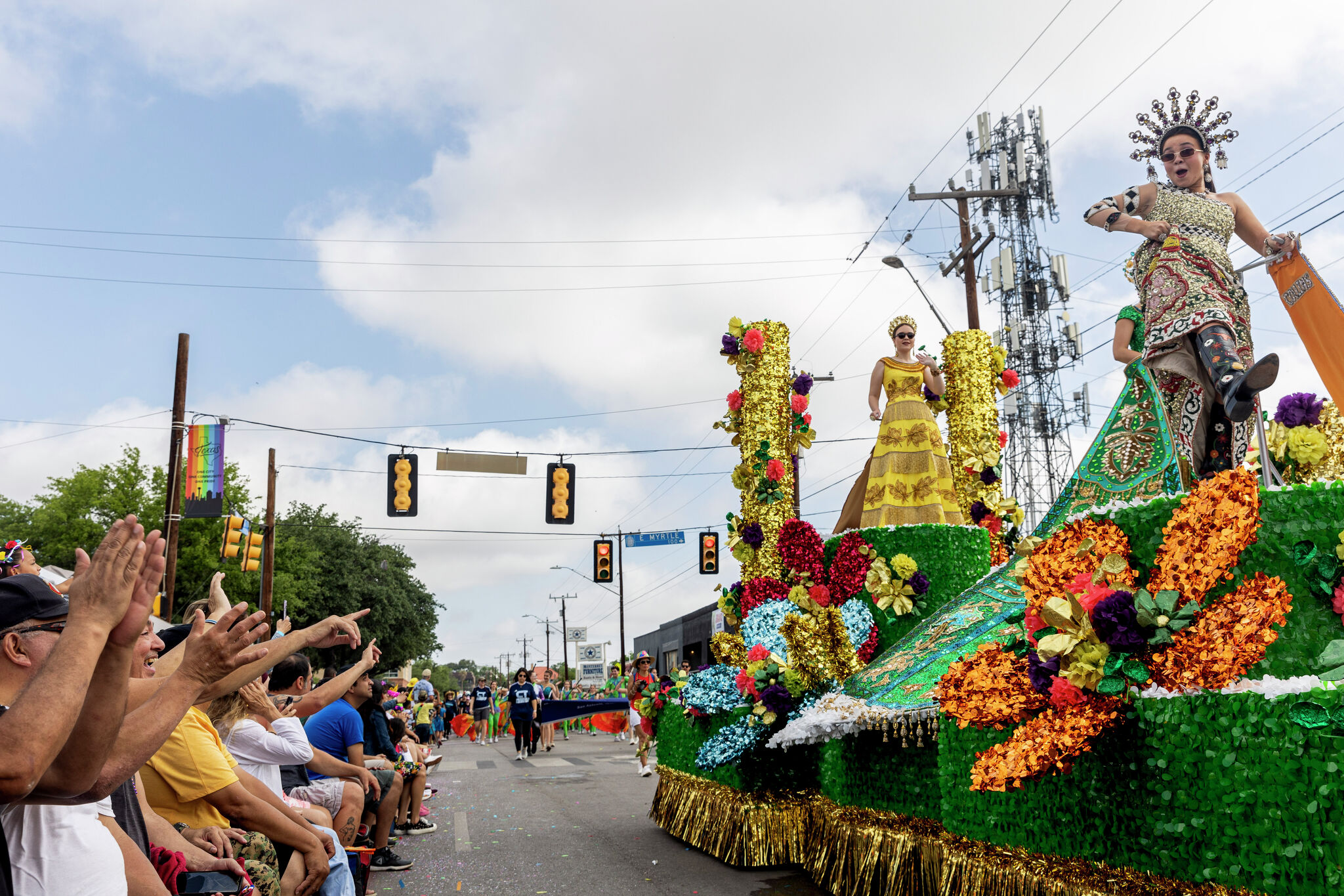 Rain to threaten San Antonio Fiesta parades. Here's what to know.