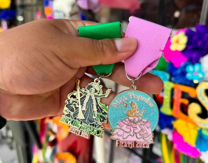 Fiesta medals honor Selena, Sabrina Carpenter, Chappell Roan