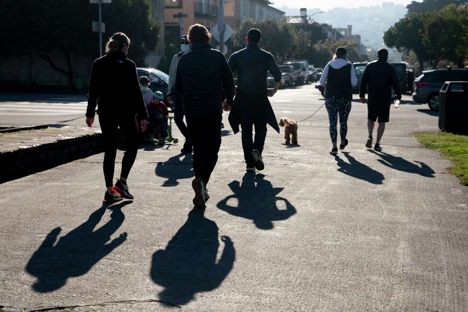 Why doctors say the viral ‘fart walk’ trend is actually good for you