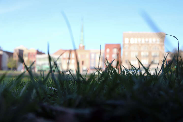 Uncle Sam Apartments at old Troy parking garage site under city review