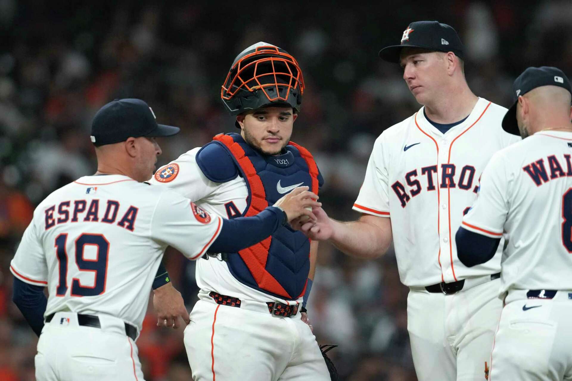 Houston Astros rally past Detroit Tigers for third straight victory