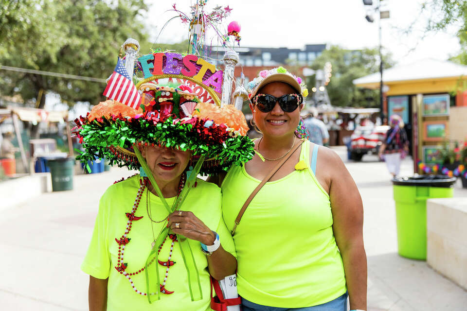 Photos from A Night In Old San Antonio at Fiesta 2025