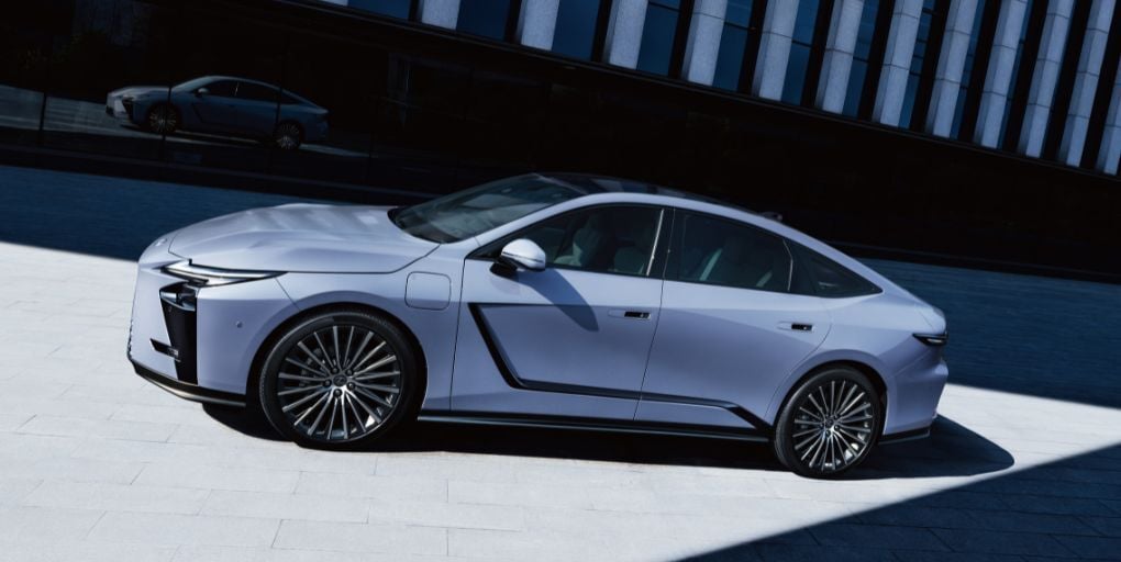 Lexus Debuts The All-New 2026 Lexus ES Sedan