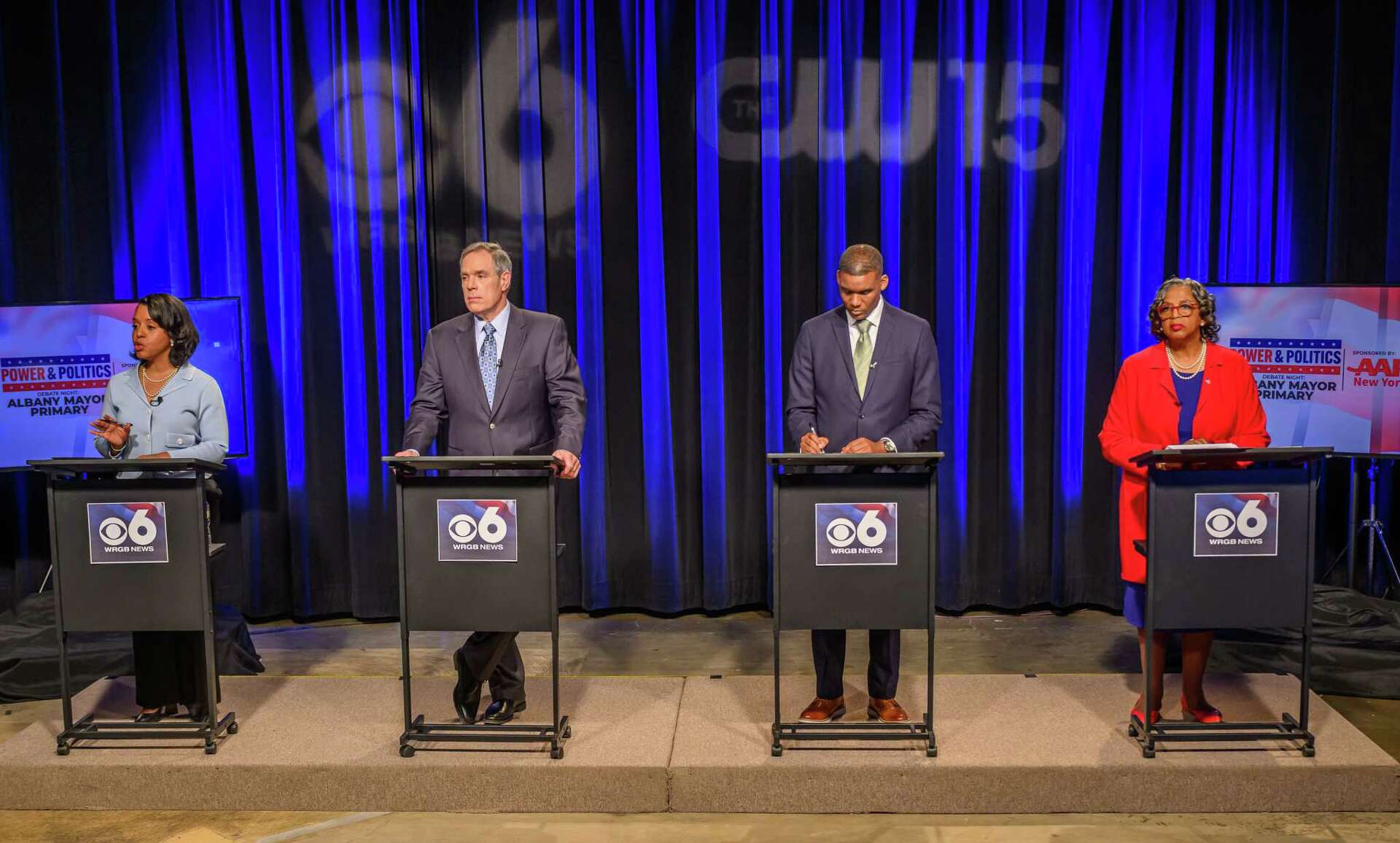 Albany mayoral hopefuls debate public safety, housing ahead of primary