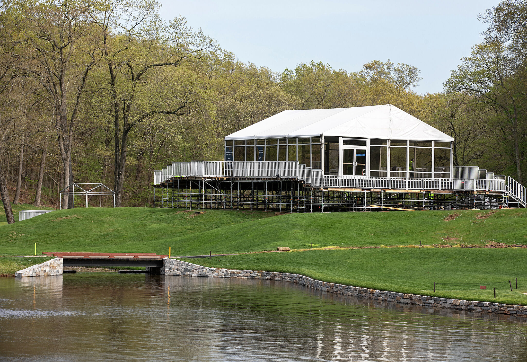 New retaining wall among changes TPC River Highlands for Travelers