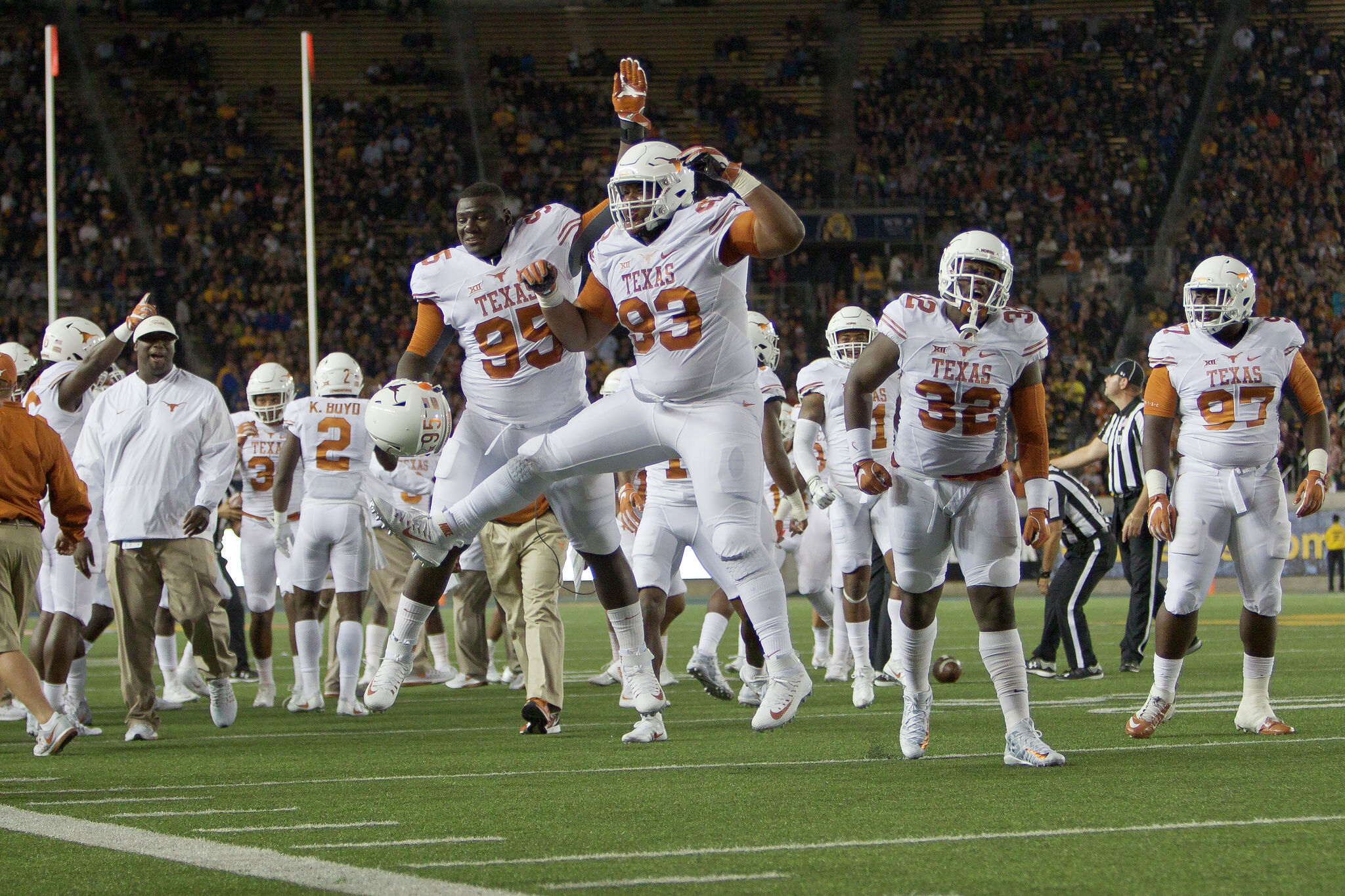 Texas football roster expected to cost more than $30 million