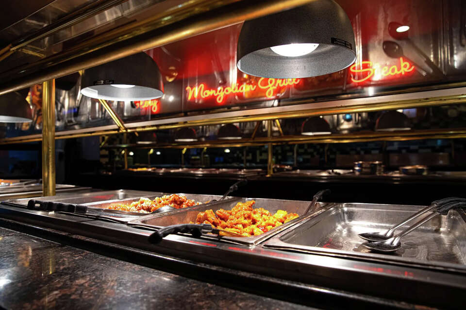 A Chinese buffet giant is finally giving California a shot