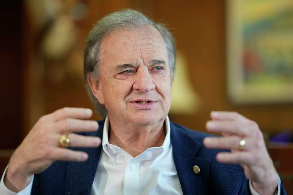 Texas A&M Chancellor John Sharp set to retire after 14 years