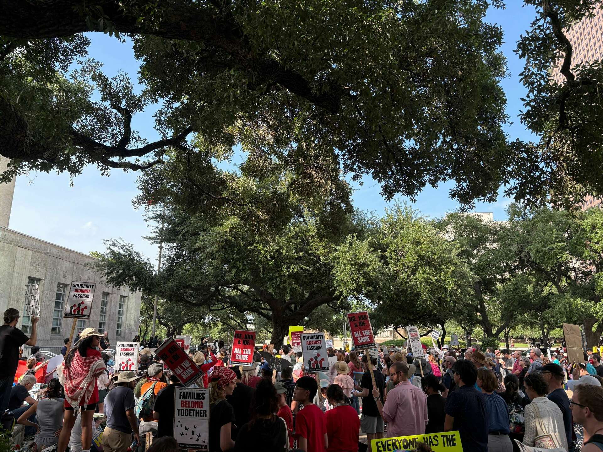 Houston residents protest police cooperation with ICE