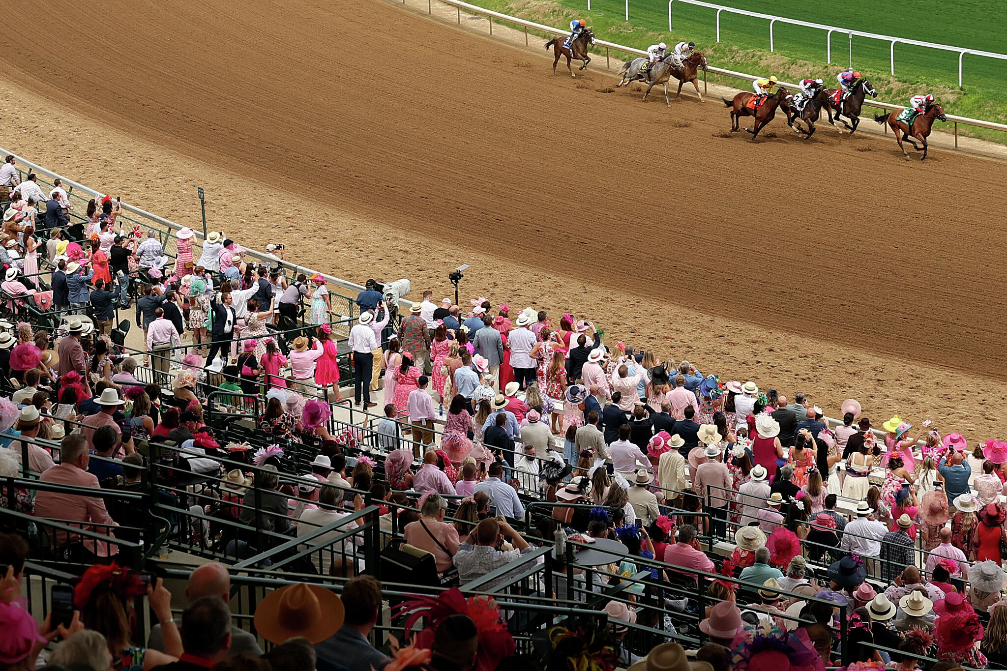 Here's where to watch the 2025 Kentucky Derby in CT