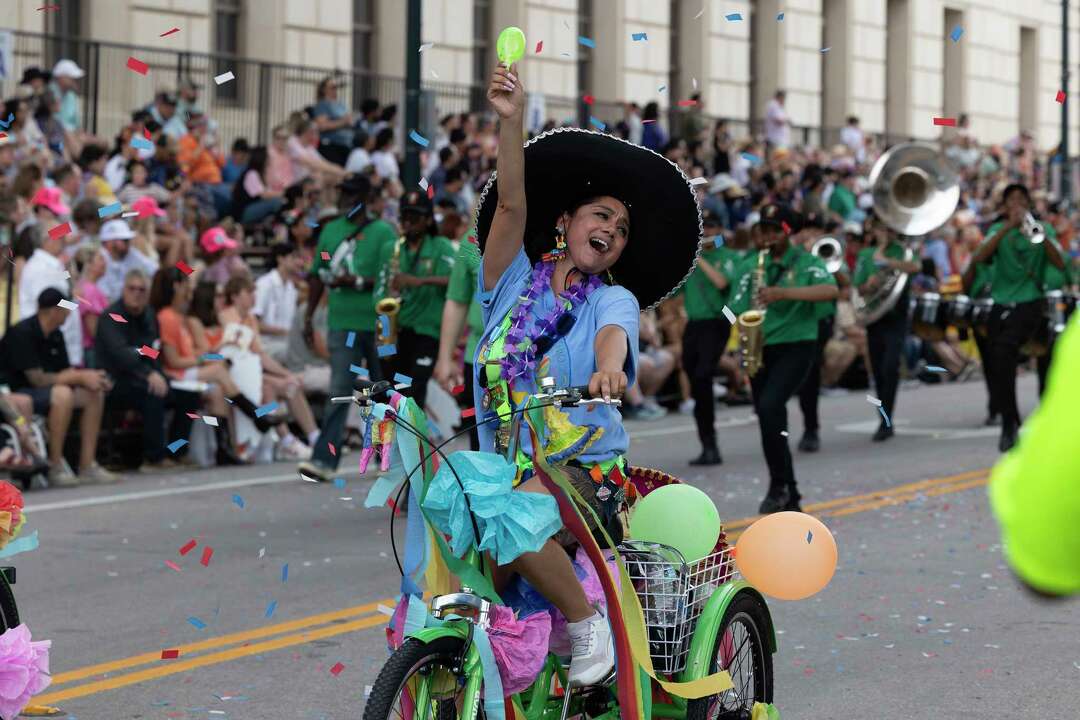 Photos: 2025 Battle of Flowers Parade a visual feast