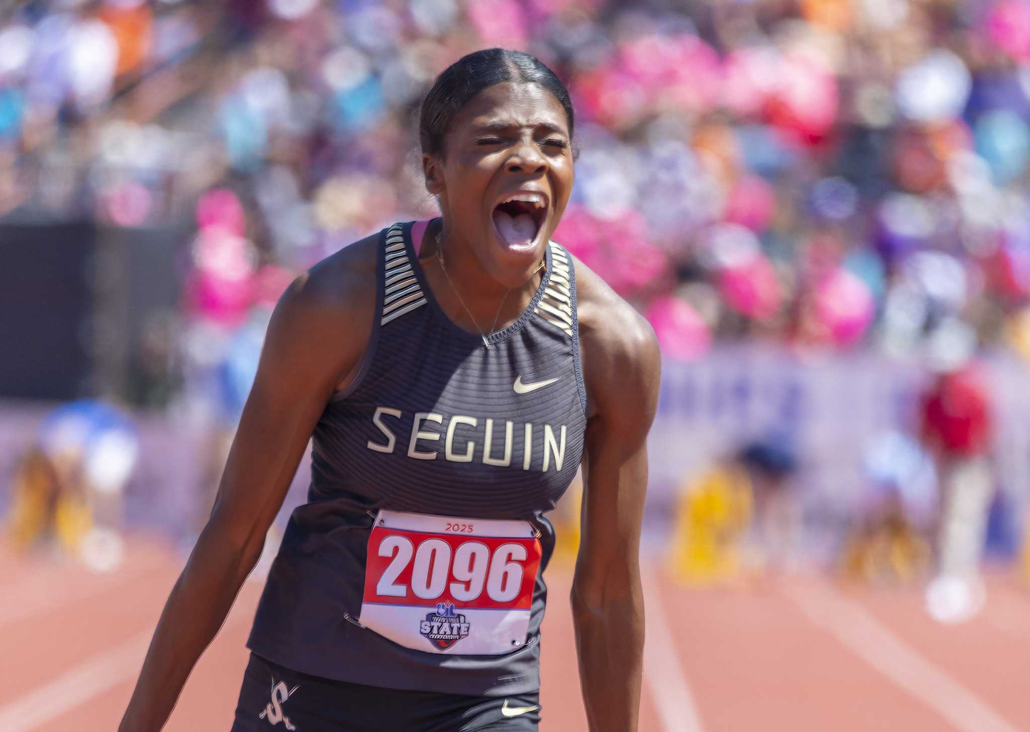 Seguin's Daisha Shular makes up for tough 2024 with two state medals