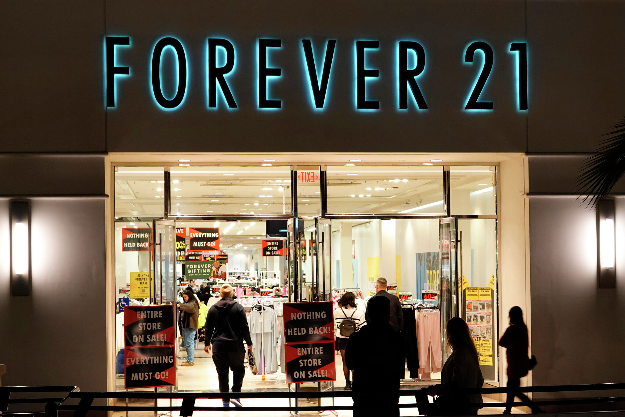 Forever 21 closes U.S. stores. Here's how many were impacted in CT.