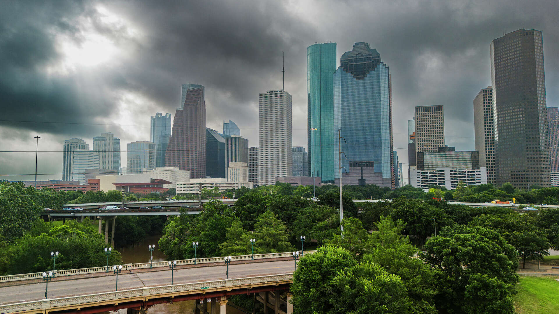 Houston braces for violent storms, tennis ball-sized hail possible