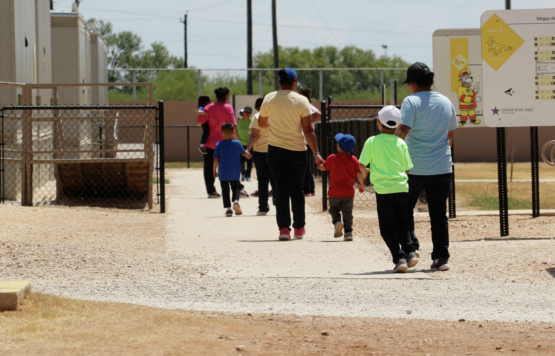 Doctors demand action on measles outbreak at Texas ICE center