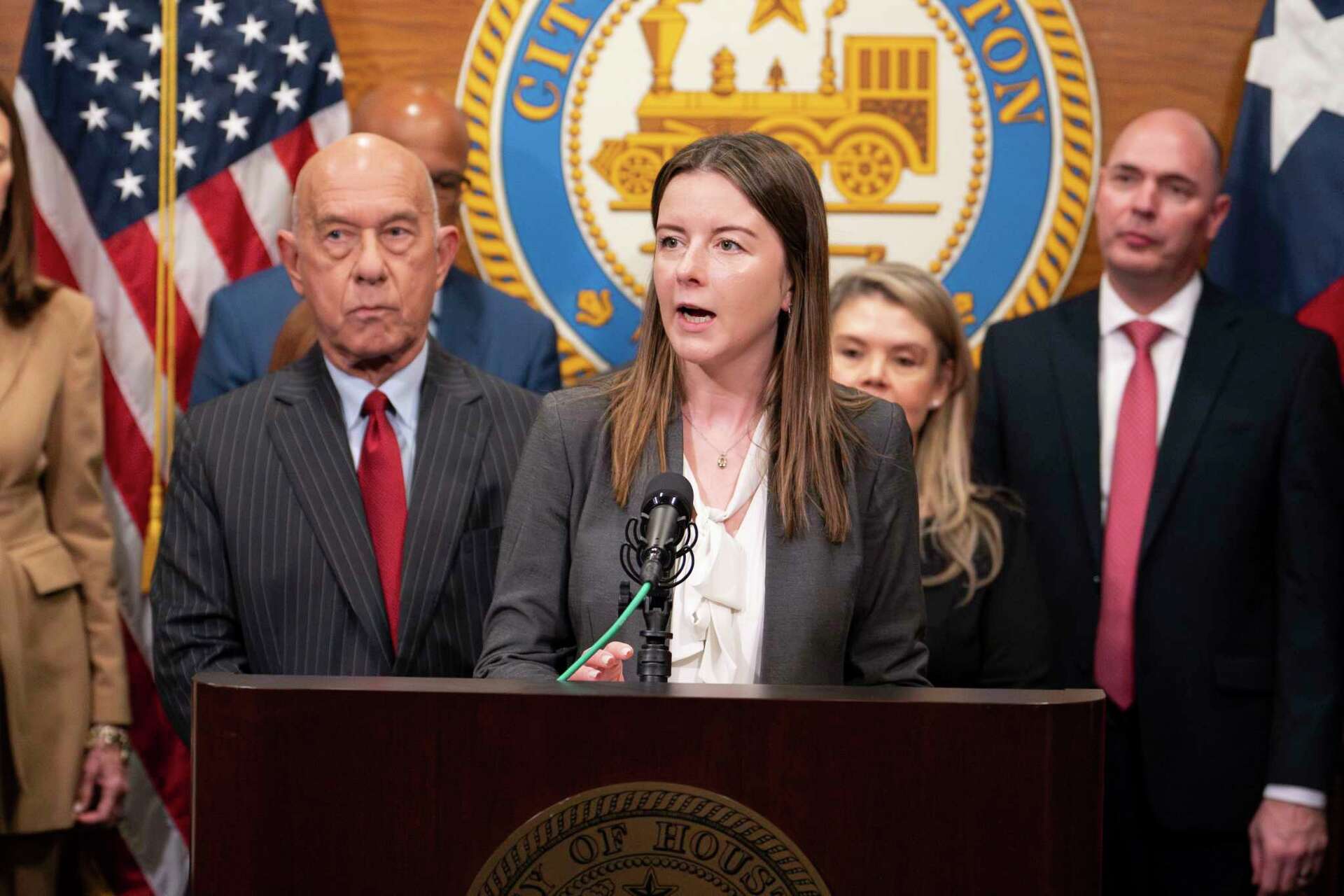 Whitmire unveils $7B budget with no tax increase, fees or deficit