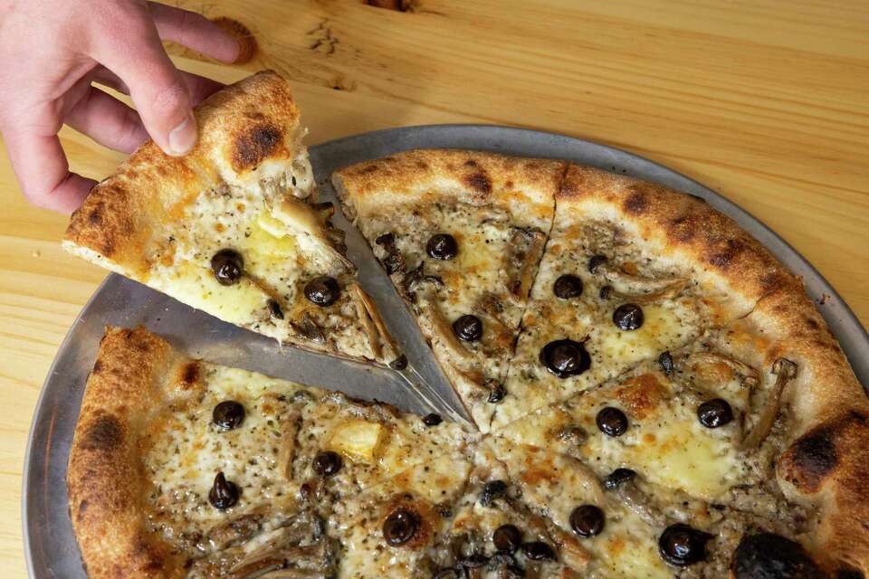 Hit popup Jules opens San Francisco pizza restaurant