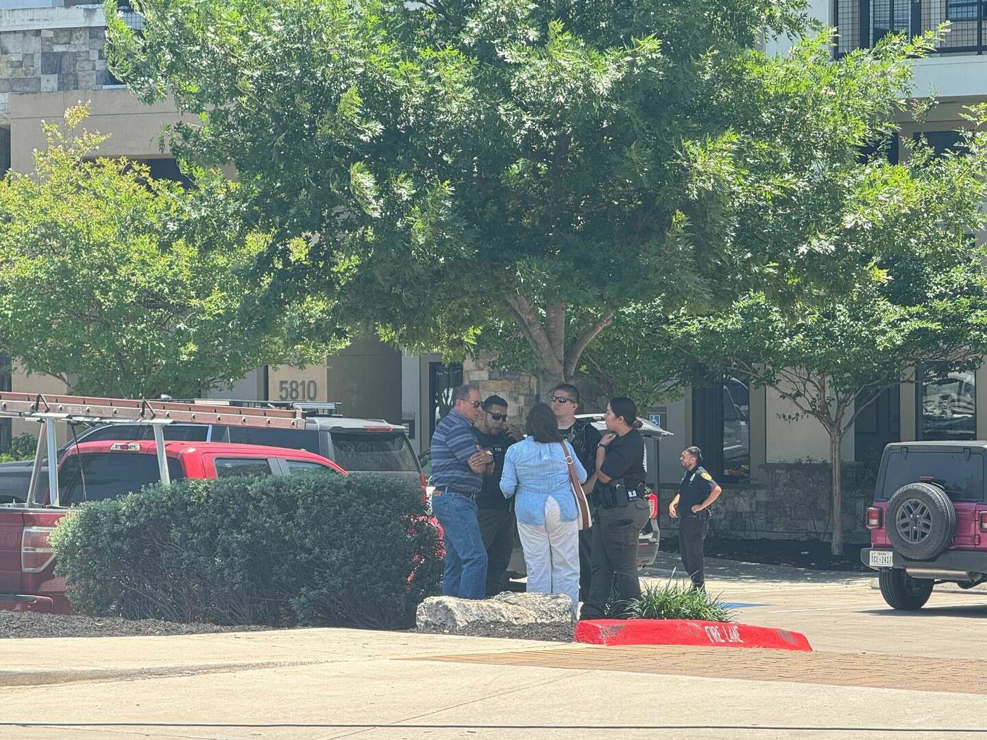 San Antonio police arrest man in three-hour standoff at The Rim
