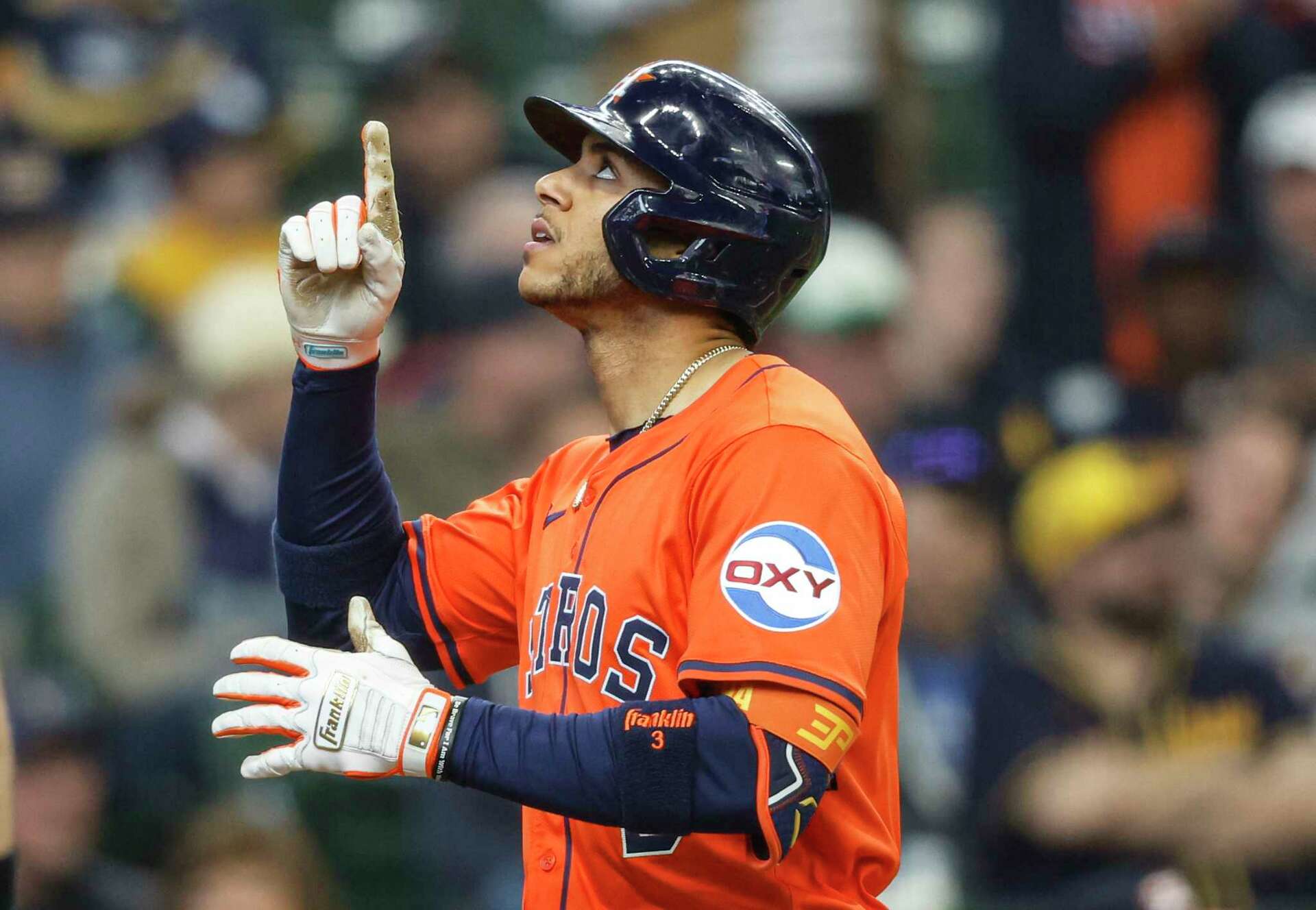 Houston Astros blow out Milwaukee Brewers in series finale