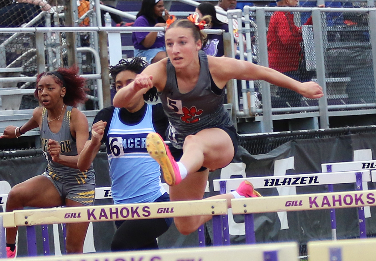 Edwardsville girls track at Southwestern Conference meet