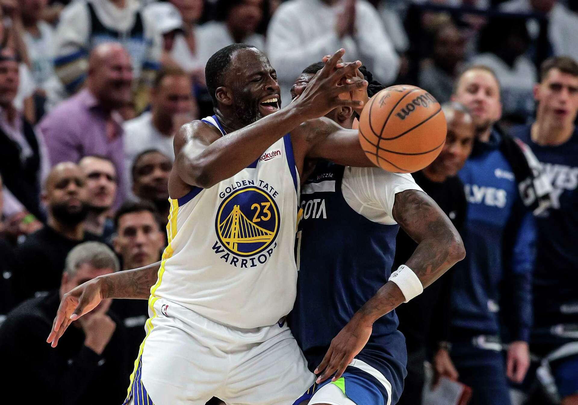 Jonathan Kuminga breaks out but Warriors blown out in Game 2 by Wolves