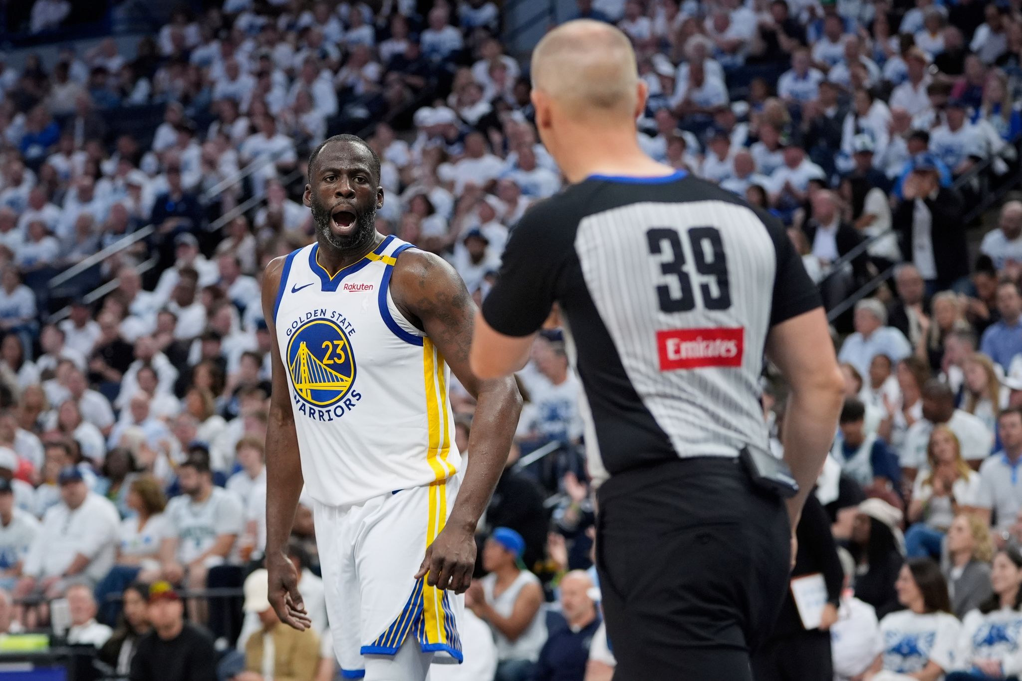 Timberwolves fans allegedly call Warriors' Green racial slur in Game 2