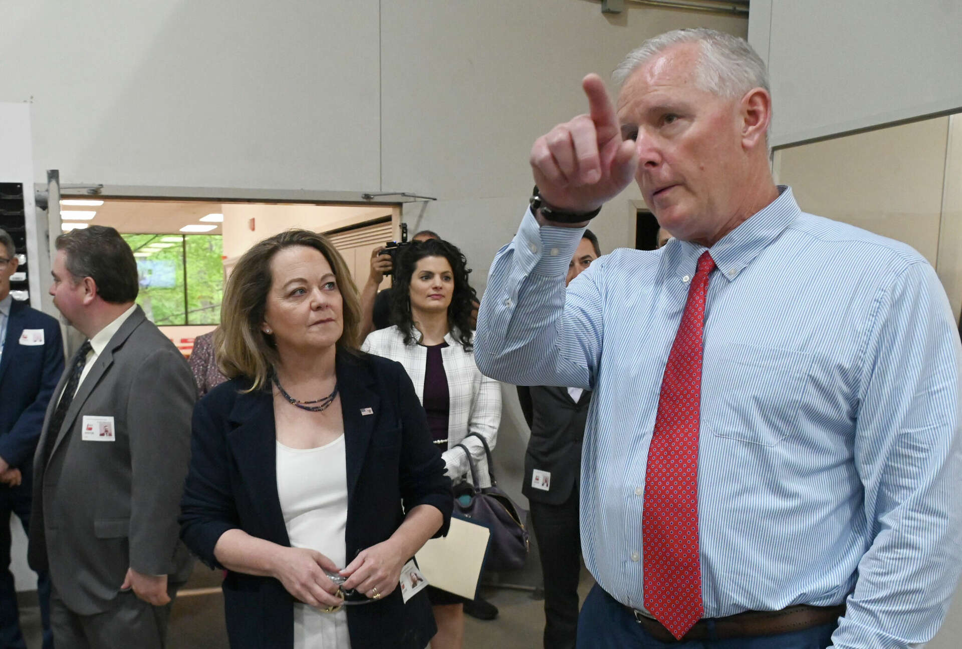 Bauer, a CT company, rushes to deliver orders before China tariffs