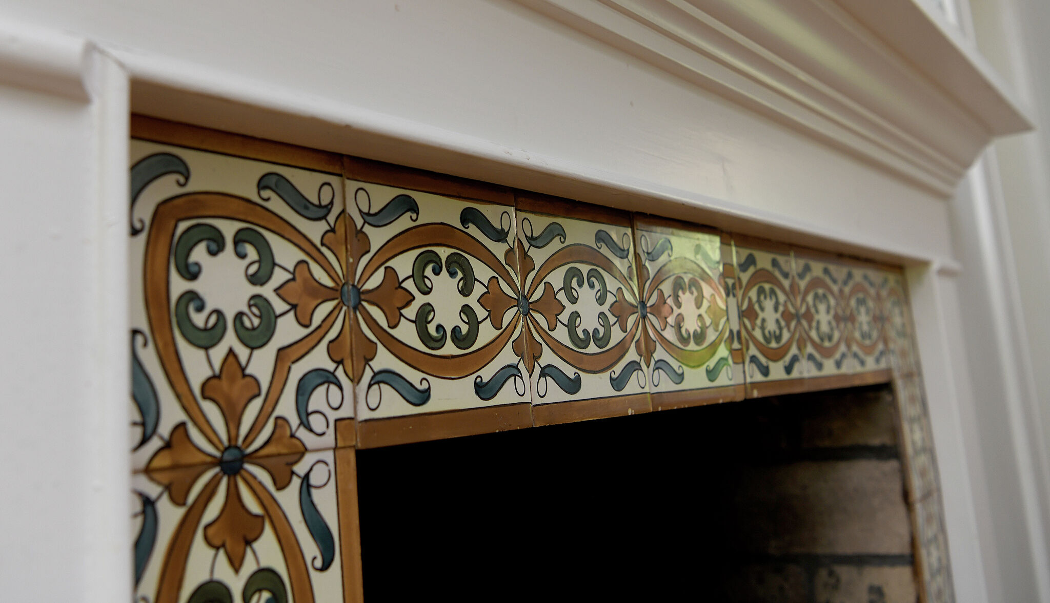 Kagiyama uses mistake by Malinin to lead short program at Grand Prix Final